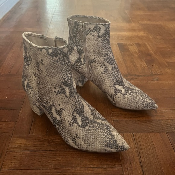Steve Madden | Shoes | Steve Madden Snake Print Boots | Poshmark